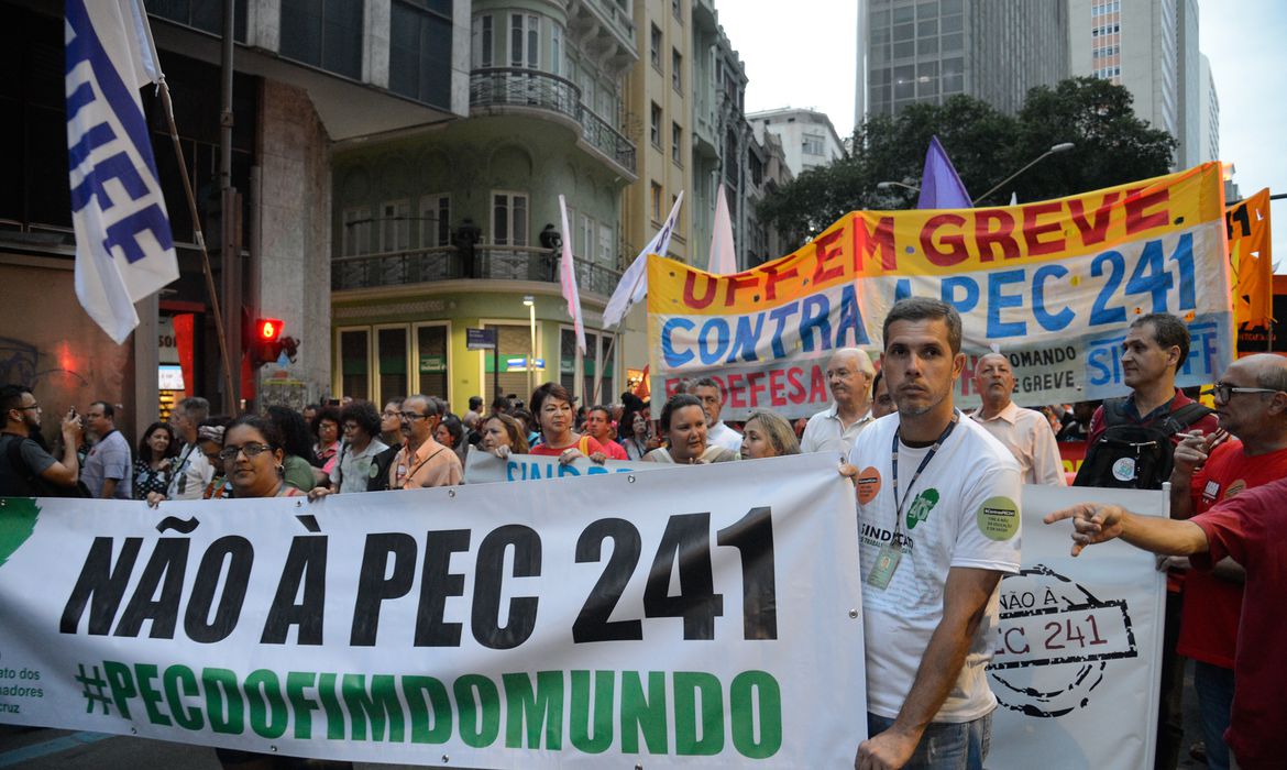 A PEC do teto não é o melhor que temos para o Brasil - Observatório das ...